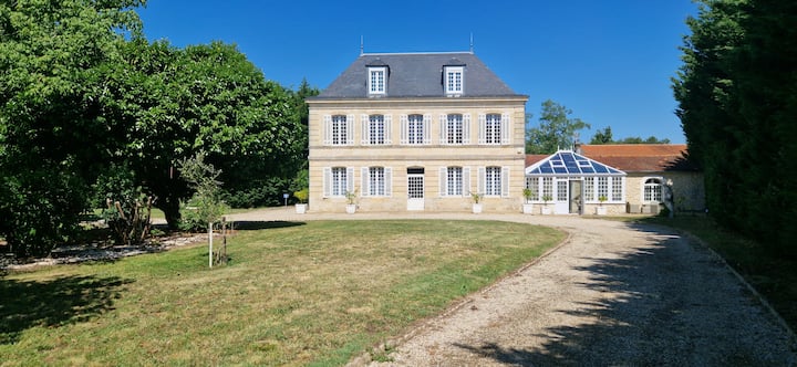 Suite Haute Couture Du Château - Lesparre-Médoc