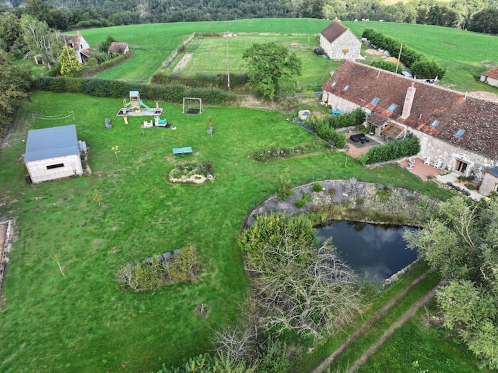 Gîte Le Vieux Sarre - L'arbre Pour 12/15 Personnes - Allier