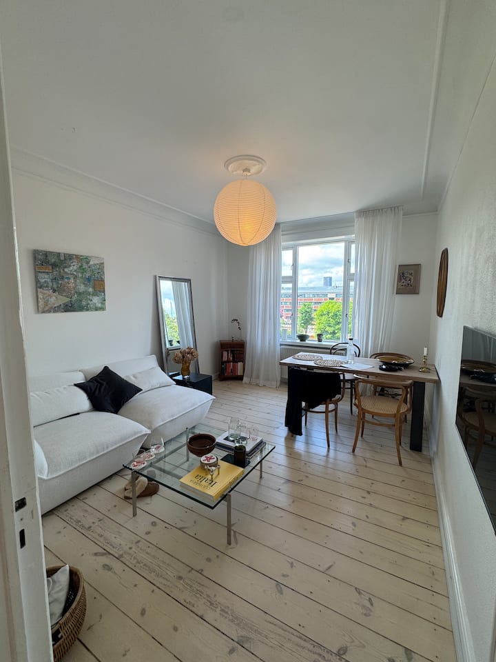 Cozy Central Vesterbro Apartment - Koppenhága