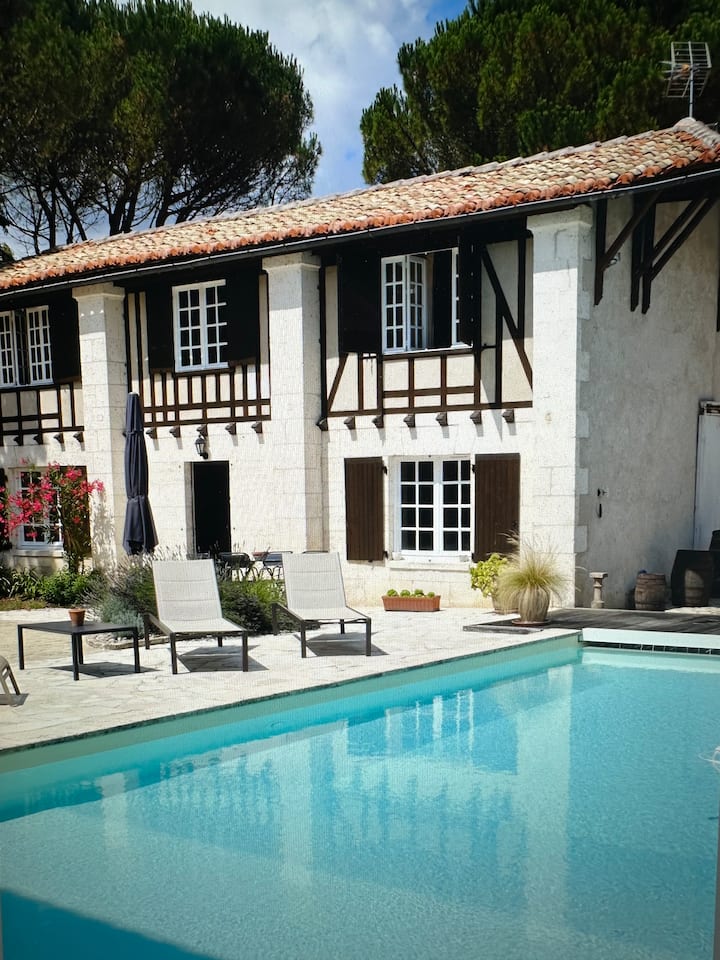 Maison Avec Piscine - Angoulême