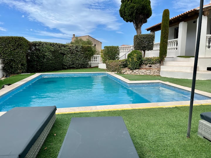 Villa Climatisée 4 Chambres Avec Piscine Chauffée - Ensuès-la-Redonne