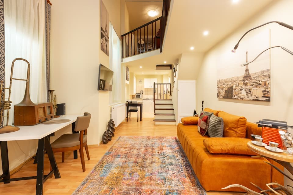 *4 VIP Terrace Basilica Bright Loft by BestLocated - Flats for Rent in ...