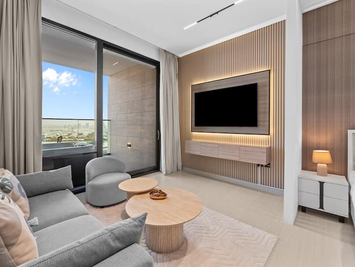 Mesmerizing Canal View Studio With Private Jacuzzi - Dubái