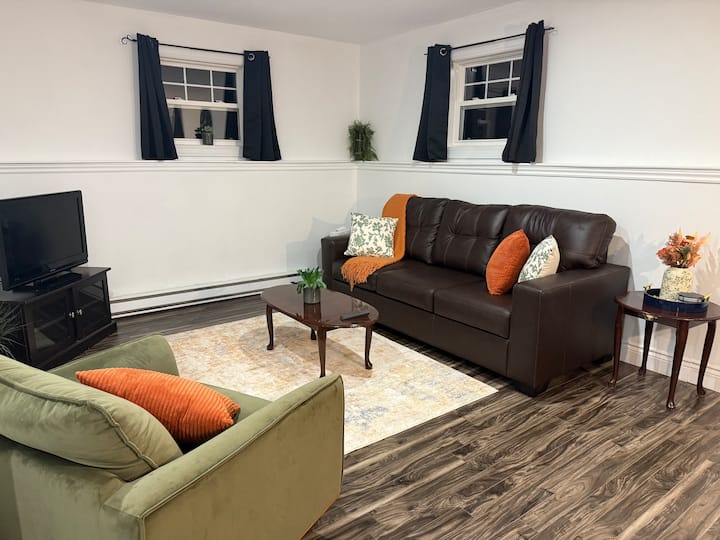 This Lil Apartment - Deer Lake