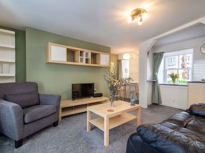 1 Bedroom Alexander Cottage-free Parking - 인버네스