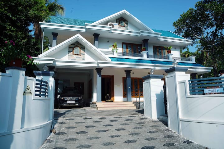 Sree Nandhavanam Homestay - Guruvayur