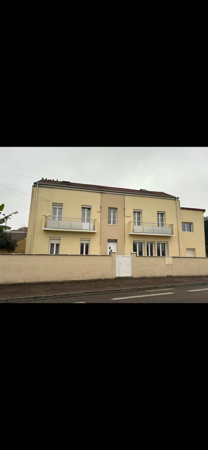 L'immeuble Privatisé * * * * - Santenay