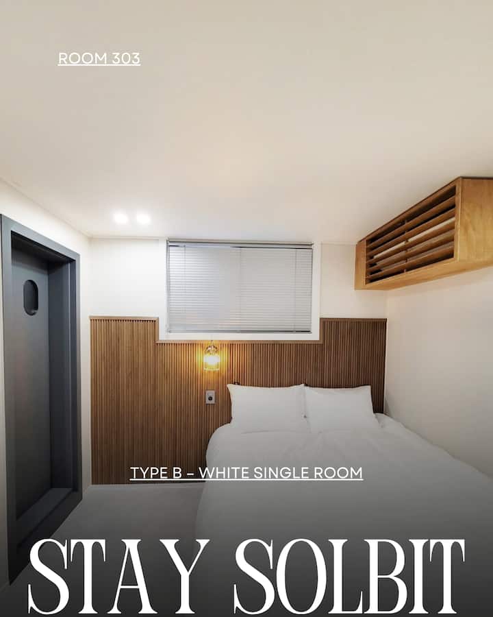 강릉솔빛_303  ( #강릉역  #강릉중앙시장#감성숙소) - Gangneung-si