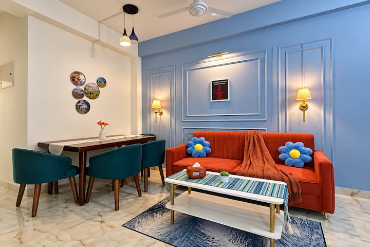 Spotlight | 2bhk + Movie Room | Beau Monde - 구와하티