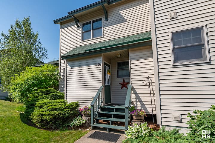 Pinehill 2 #16 - Walk To Town! - Lake Placid, NY