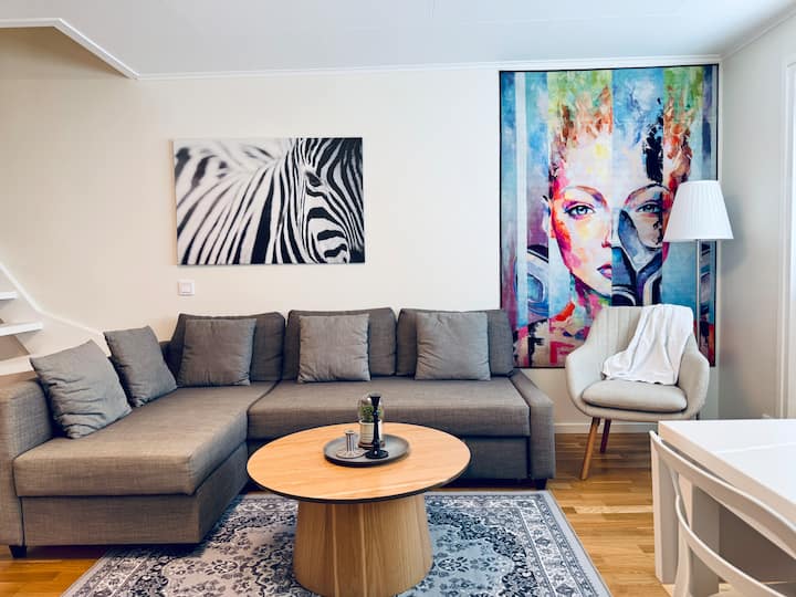 Wevio Stockholm Double Patio | King Bed, Sleeps 4 - Järfälla