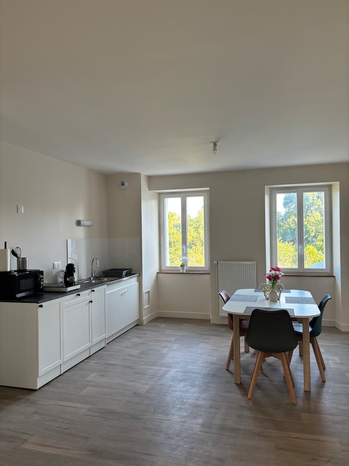 Appartement Chaleureux - Bréhémont