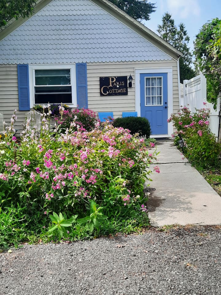 Paris Cottage - Clinton, NY