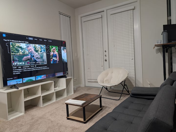 Cozy Bedroom In A Lux Apartment - Carrollton, TX