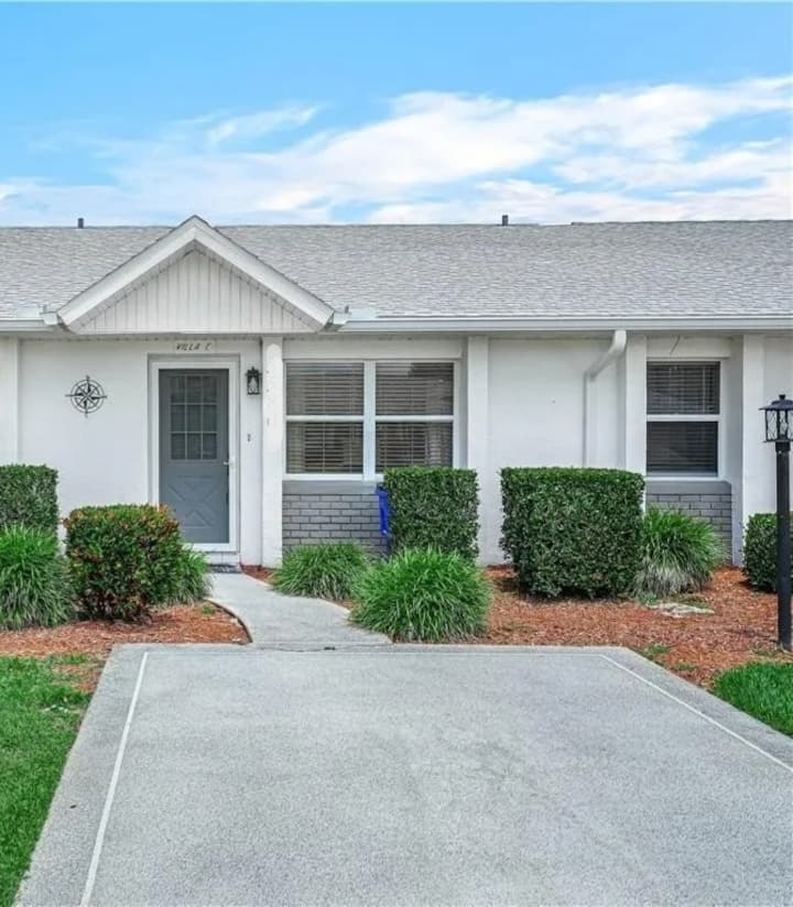 Bright & Airy Sun 'N Lake Golf Course Villa - Sebring, FL