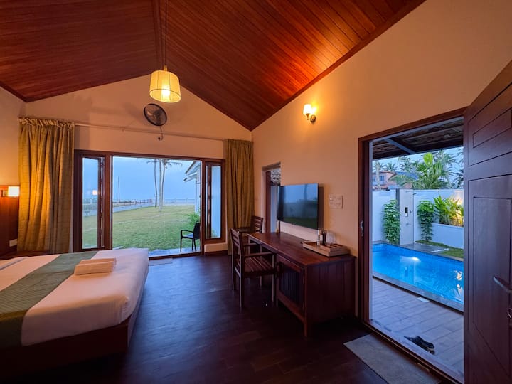 Ocean Haven | Luxury Private Pool Beach Villa - Varkala