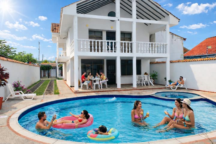 Casa Vacacional Anapoima / Piscina+jacuzzi+bbq - Anapoima