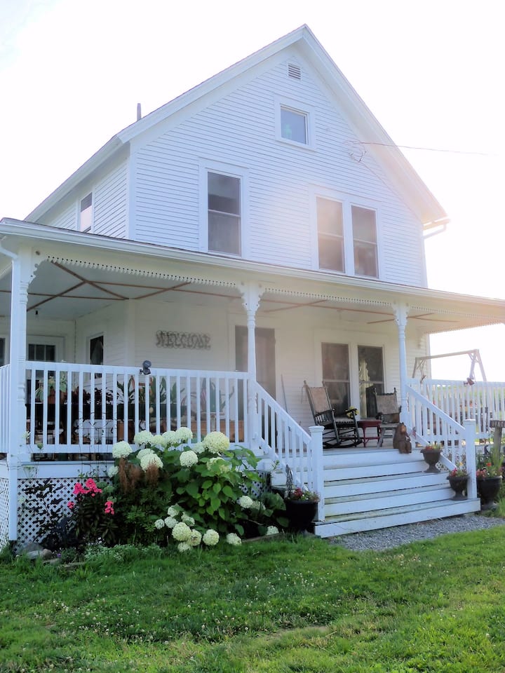 The Vincent House - Lake Carmi State Park, Franklin