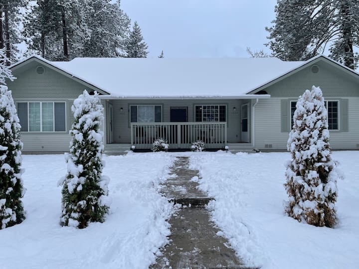 Charming & Spacious Midtown Duplex. - Coeur d'Alene, ID