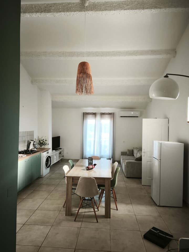 Charmant Appartement Haut De Maison - Aléria