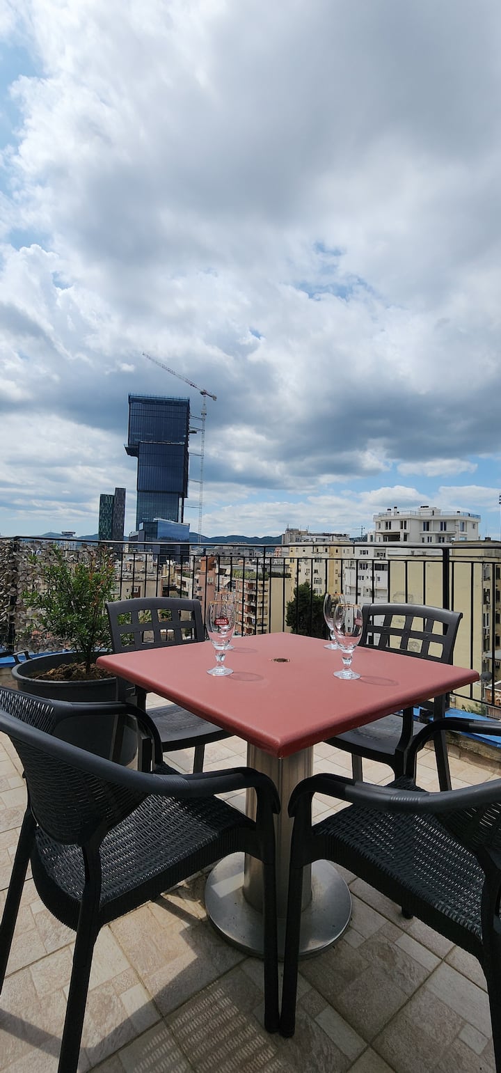Hi Penthouse C7 - City Center Self Check-in 24/7 - Tirana