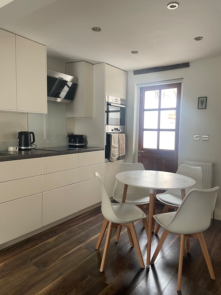 Cosy Cottage In The Heart Of The Laines - Kingston Beach