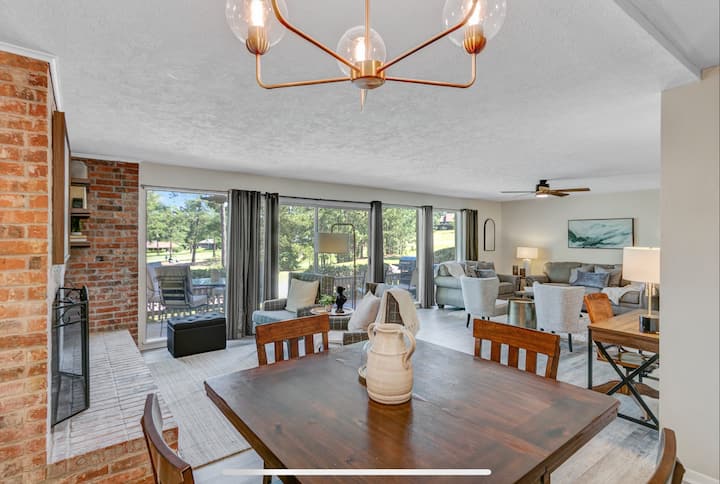 Cozy Golf Condo On Rayburn Cc - Sam Rayburn, TX
