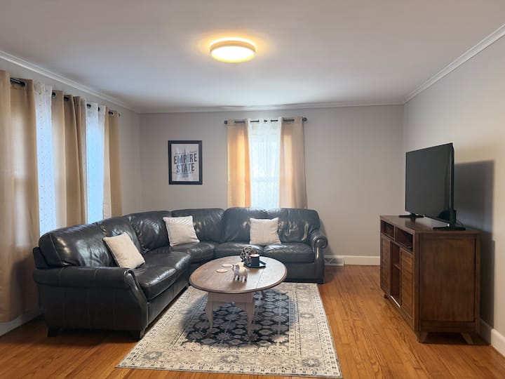 Cozy Stay Near Dt | Deck + Yard - Winston-Salem, NC