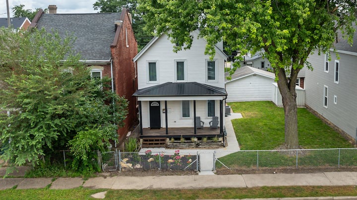 Jackson Street Suites #1 - Dubuque, IA