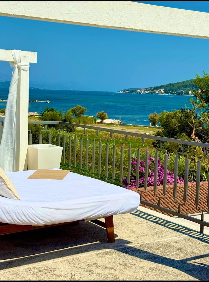 Villa Pantana Beachfront - Okrug Gornji