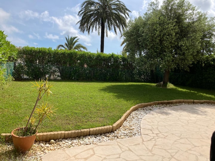 Beau 3 Pièces Avec Grand Jardin - Nice