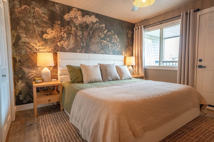 New! Chic Modern 1 Bed Townhouse - Central W/ Ac - Fort St. John