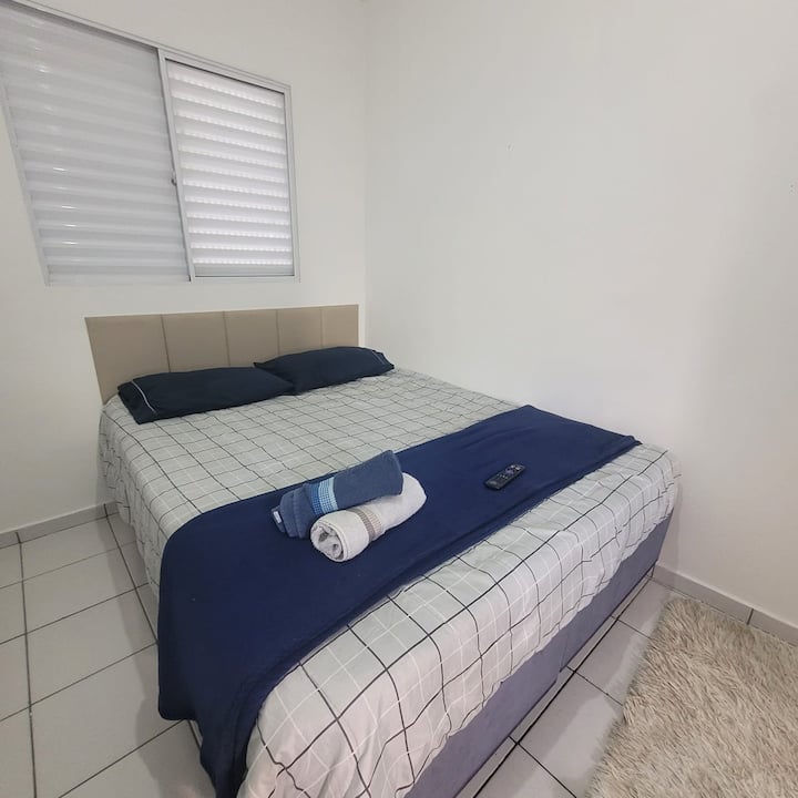 Apto Aconchegante Para Casal. - ソロカバ