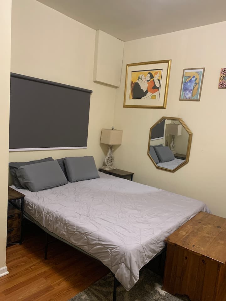 Ukrainian Village Getaway - Cícero, IL
