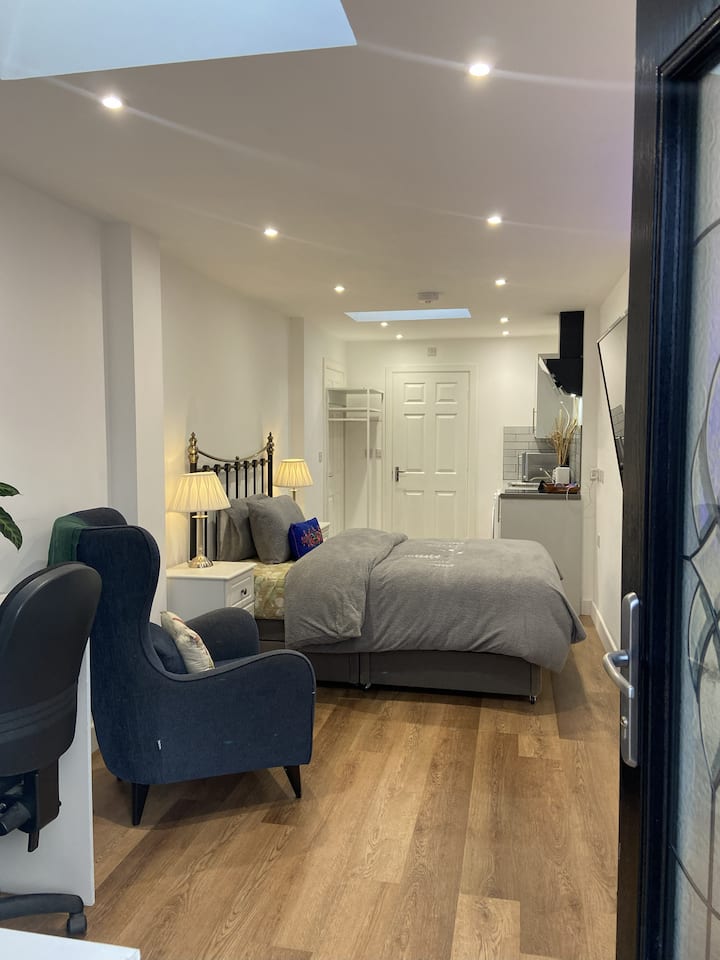 Executive Professional Studio Apartment Flat Room - Peterborough, Royaume-Uni
