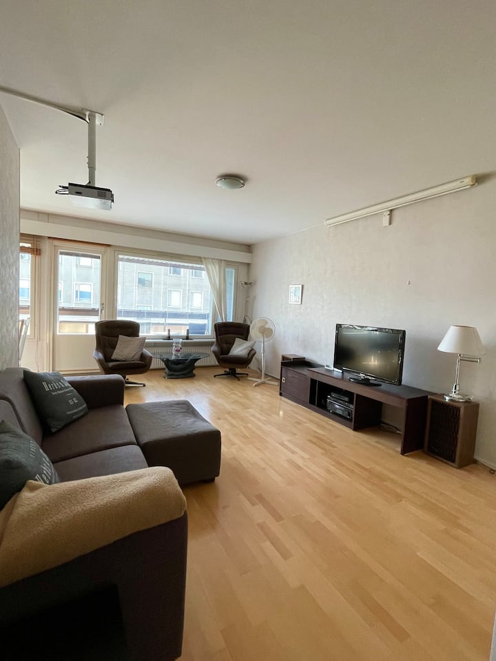 Isoa Tilaa  Porin Ydinkeskustassa - Pori