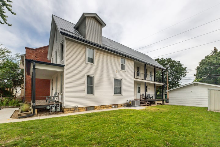 Jackson Street Suites #2 - Dubuque, IA