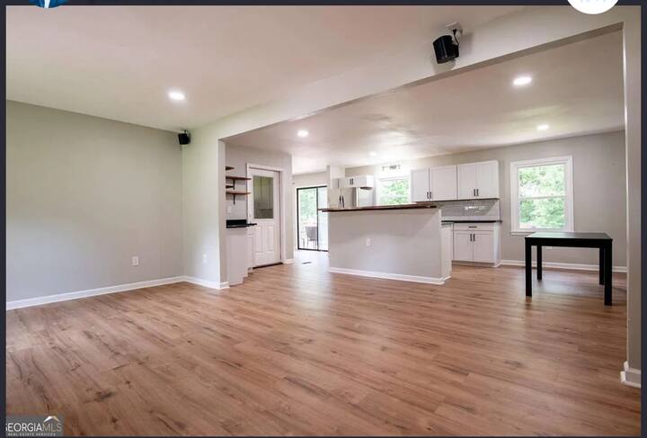 Just 3 Mi From Sanford Stadium! - Athens, GA