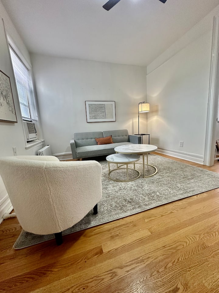 Modern 2br In Bx Little Italy - The Bronx, NY