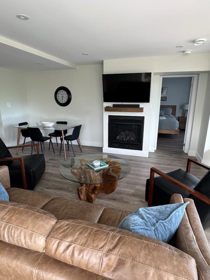 Four Seasons Resort Style Condo - Huntsville