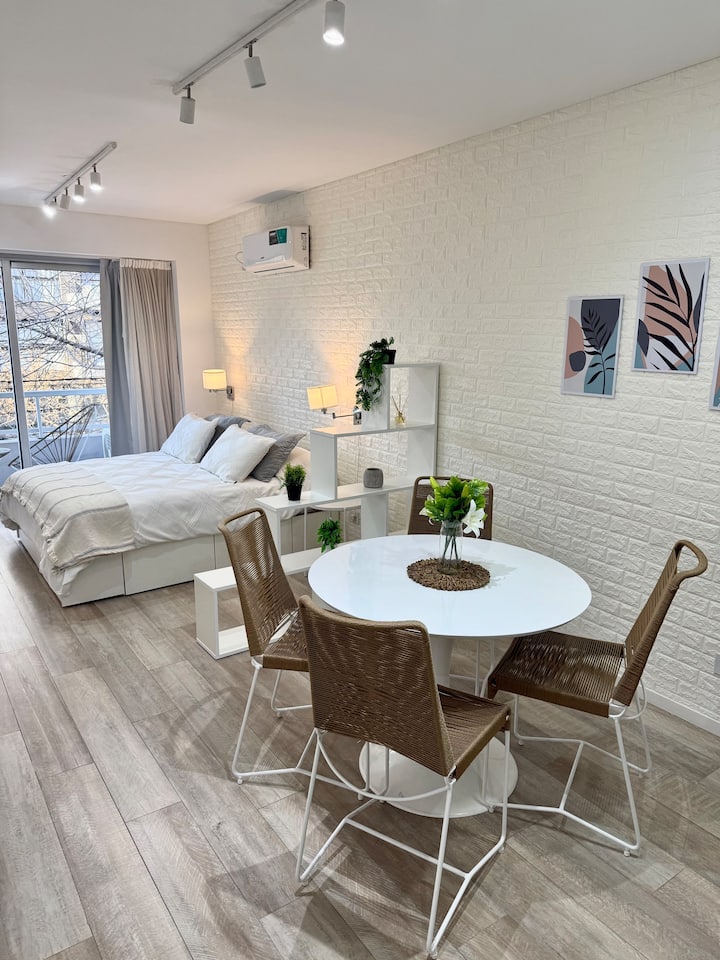 Viví Palermo Hollywood/ Movistar Arena/ Embajadas - Buenos Aires