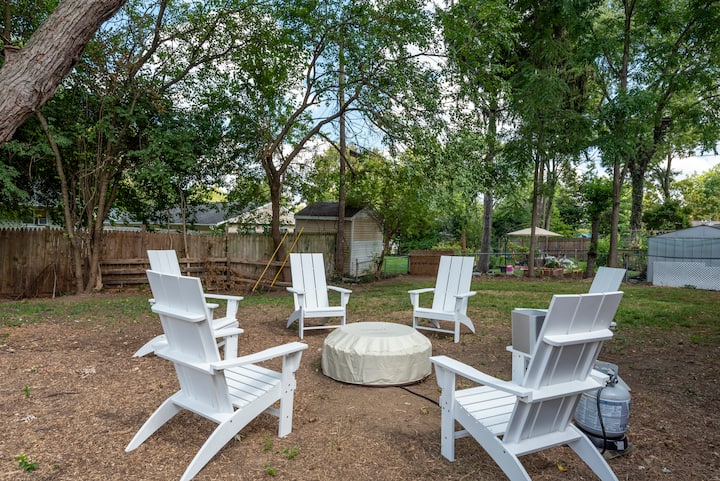 Spacious 5br W/ Firepit + Deck | Near Osu + More - Columbus, OH