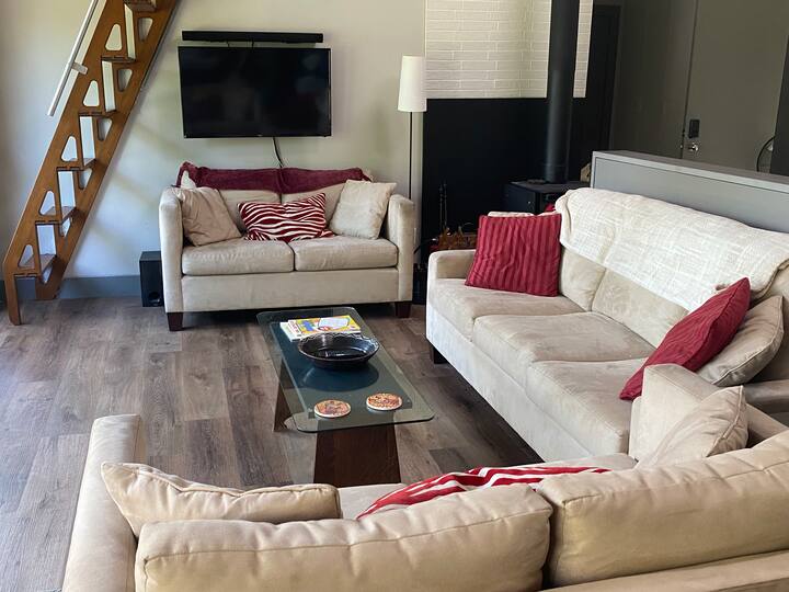 Margaret's Luxury Lake Cottage - Port Perry