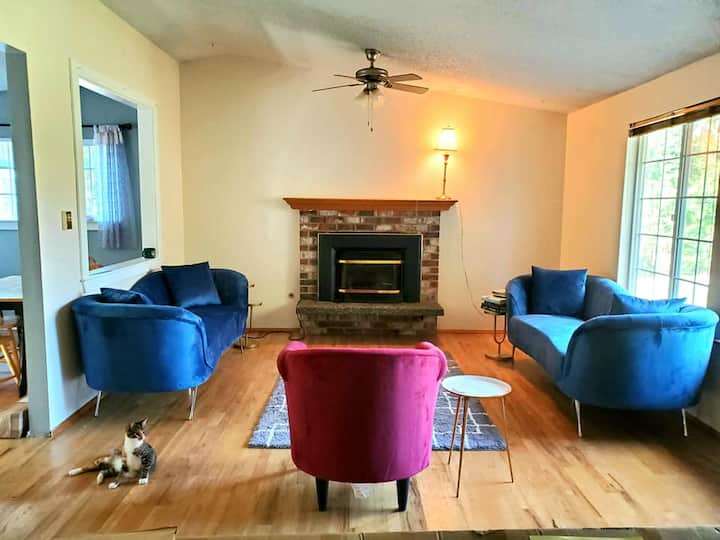 Forest Beach Fun House - Port Ludlow, WA