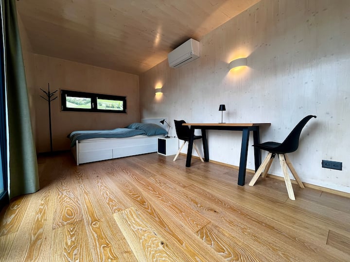 'Tiny House' Im Rebberg - Suisse