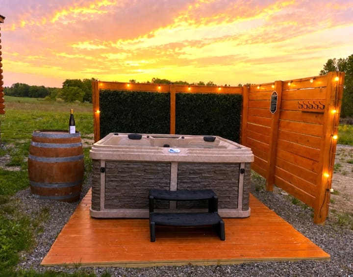 Cozy Cabin • Hot Tub • Wineries • Sunset Views 6 - Seneca Lake, NY