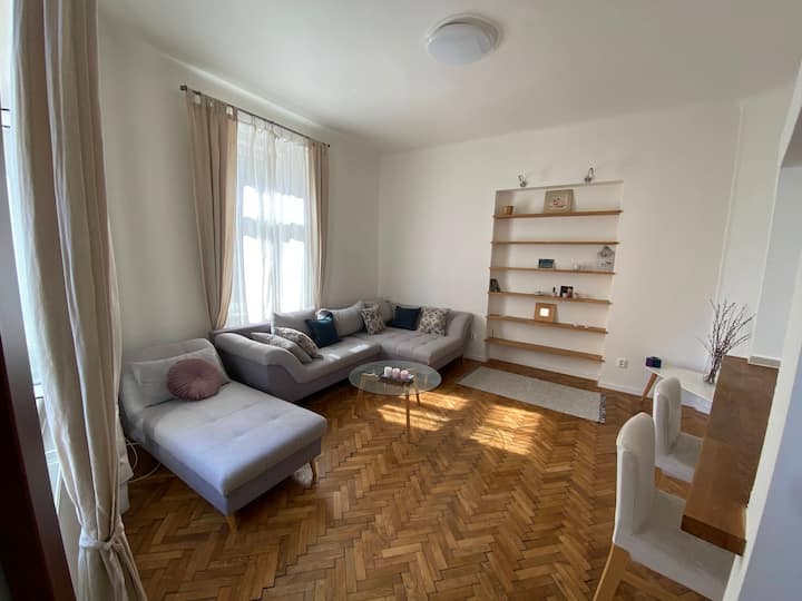 Spacious Apartment, Central Prg - Prag
