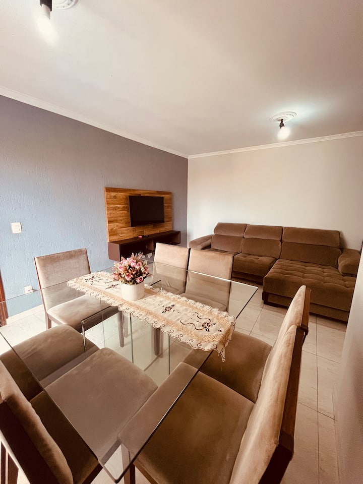 Bedroom Apt In Great Location - Americana