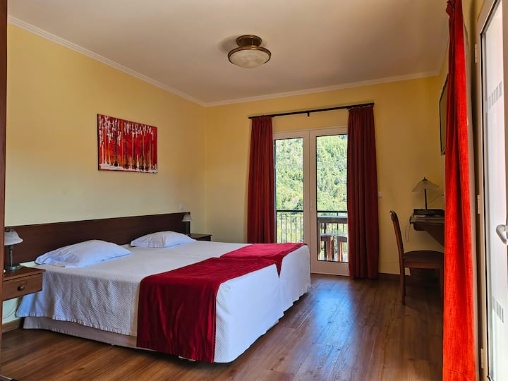 Valley View Hotel Encumeada - Twin Standard - Madeira