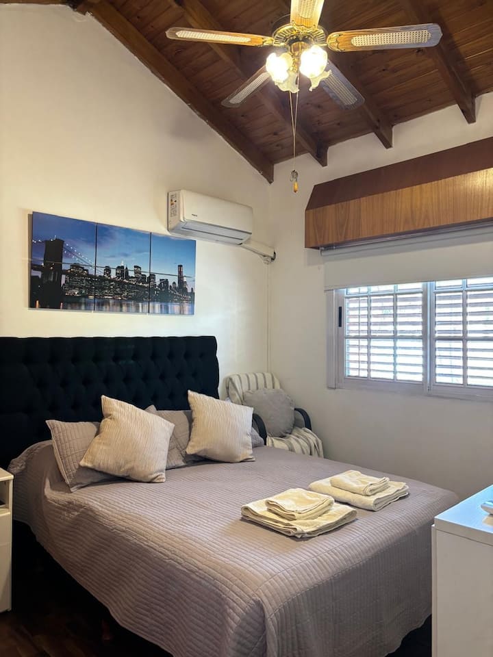 Dpto Excelente Zona De La Plata - La Plata